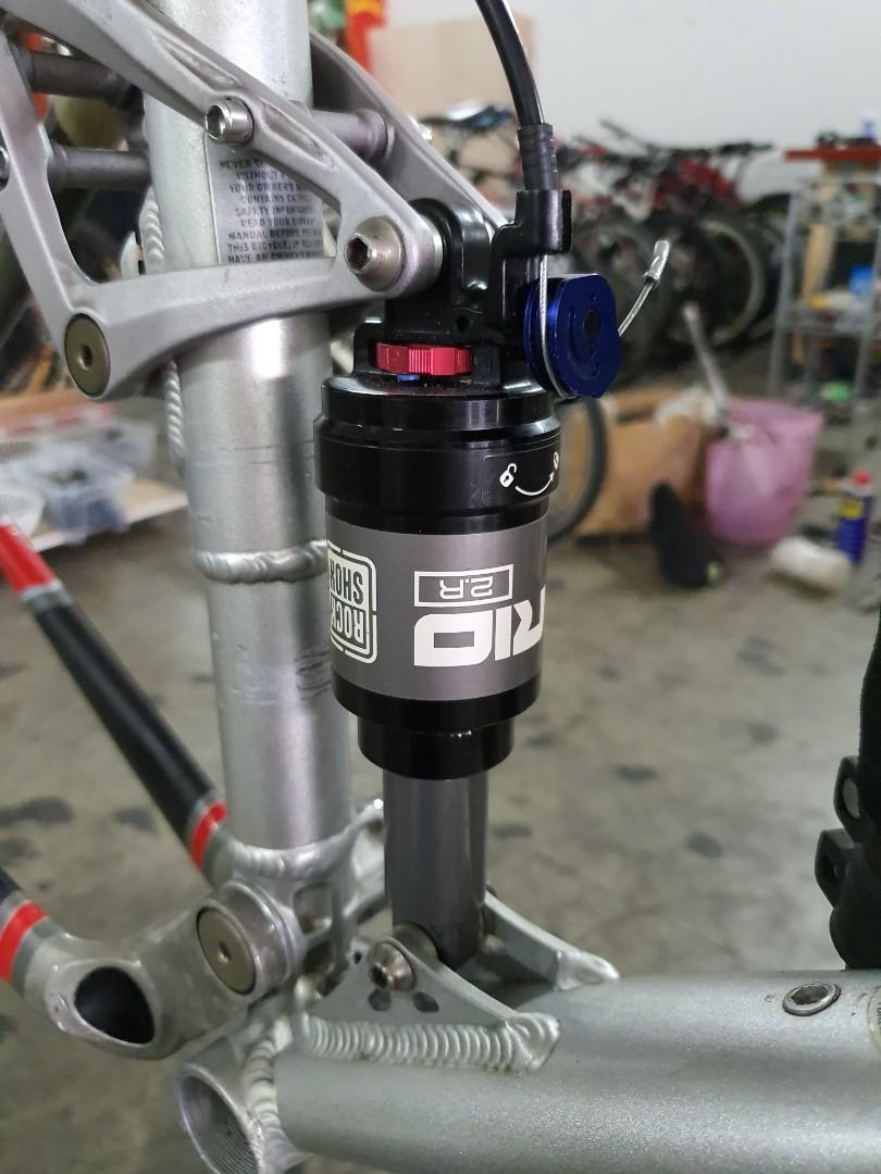 Trek Fuel 98 SLR OCLV - 2003 - 26er Full Suspension Frame - Rockshox ...