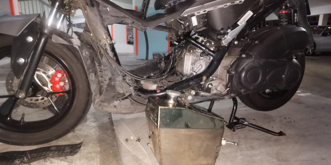 Yamaha Aerox Fuel Filter Replacement, Motorcycles, Motorcycle ...