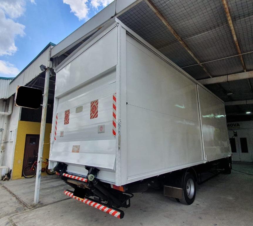 🚚 24ft Lorry box with tailgate LORRY RENTAL, Cars, Commercial Vehicles, Rentals on Carousell