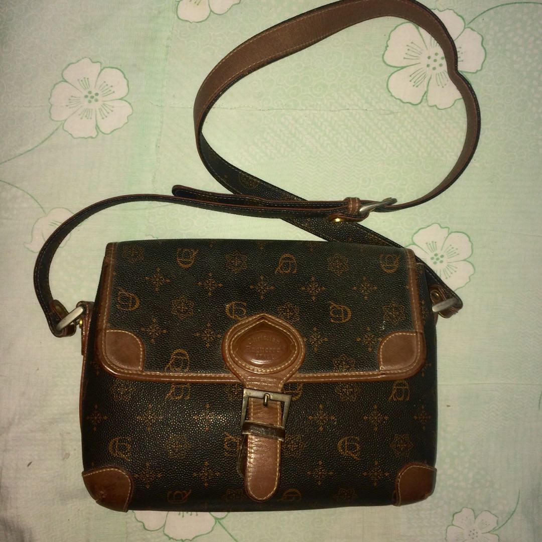 Christian Raguerre Italian body bag, Luxury, Bags & Wallets on Carousell