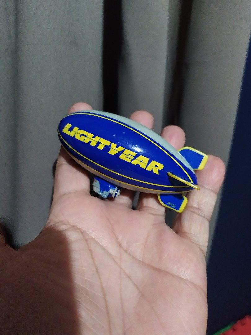 disney pixar cars lightyear blimp plastic original, Hobbies & Toys ...