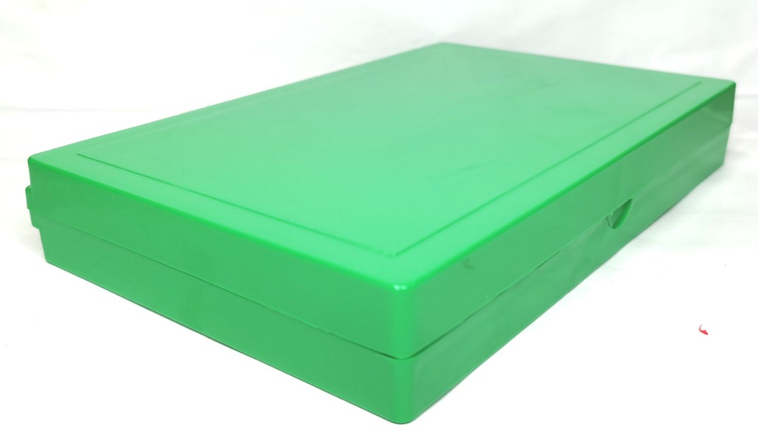 Thai Amulet Collection Box / Plastic / Green, Hobbies & Toys ...