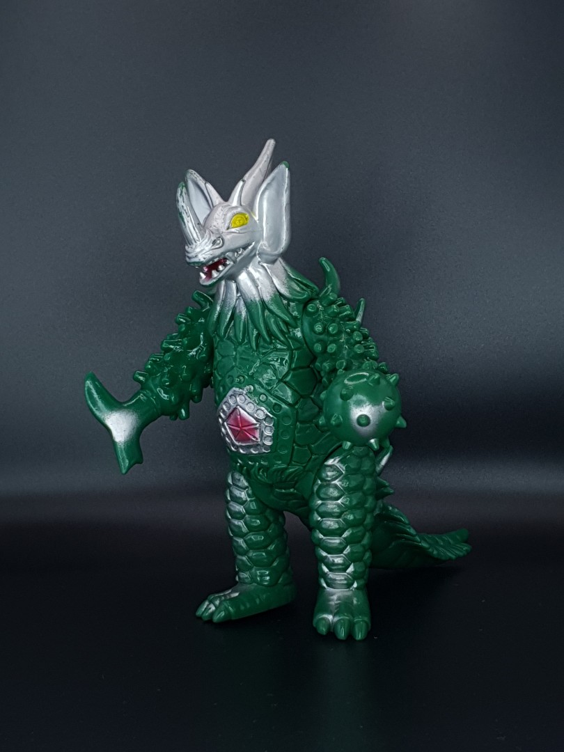 Ultraman monster figurine (Tyrant), Hobbies & Toys, Toys & Games on ...