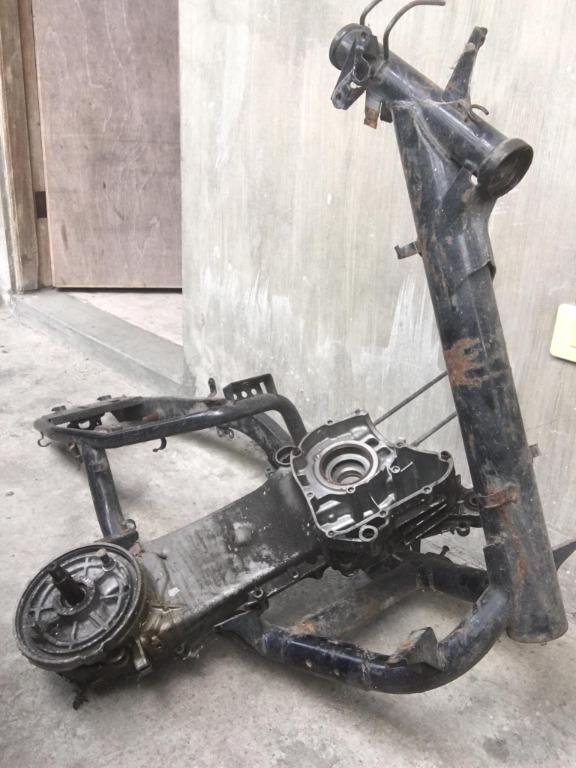 Yamaha FINO Chassis and Engine Shell Only, Motorbikes, Motorbike Parts ...