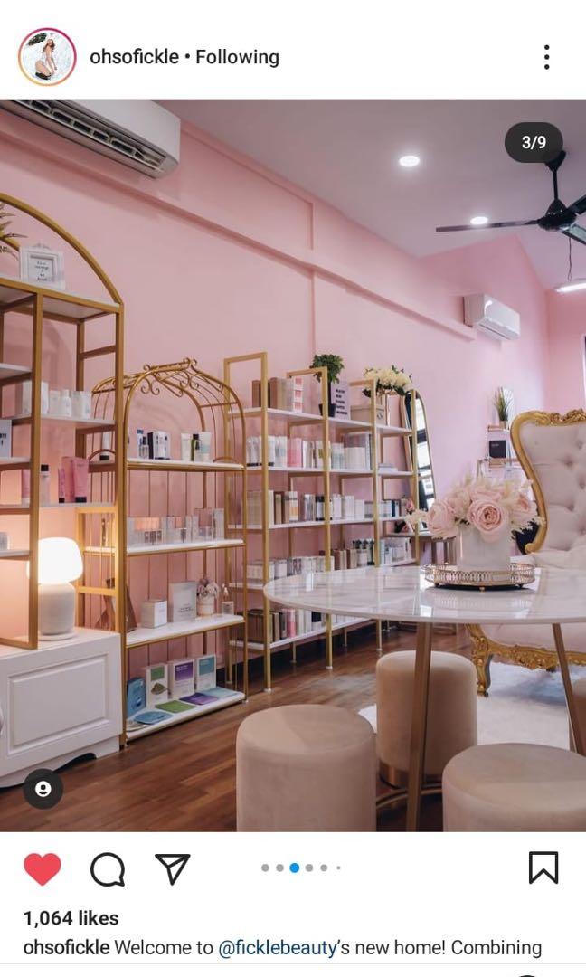 Delightfully For Ms Tammy Tay @OhSoFickle - Instock Hotel Bellboy Bookcase / Bookshelf ...