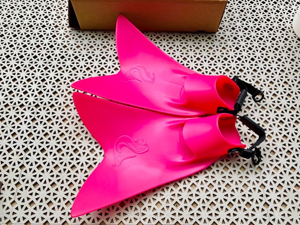 Force Fins - Hot Neon Pink !!! Scuba Diving Fins, Sports Equipment ...