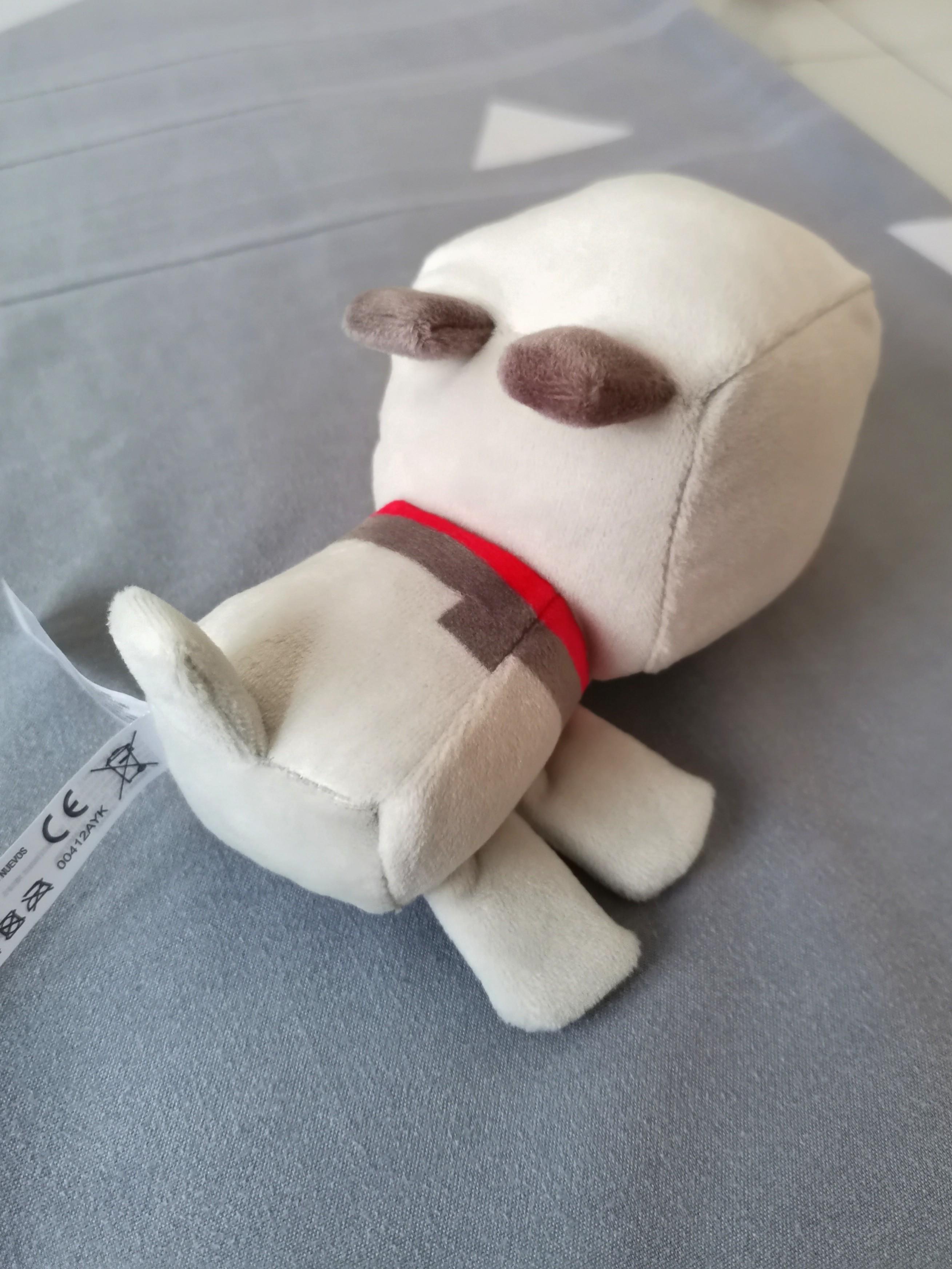 Minecraft Wolf Plush, Hobbies & Toys, Toys & Games on Carousell