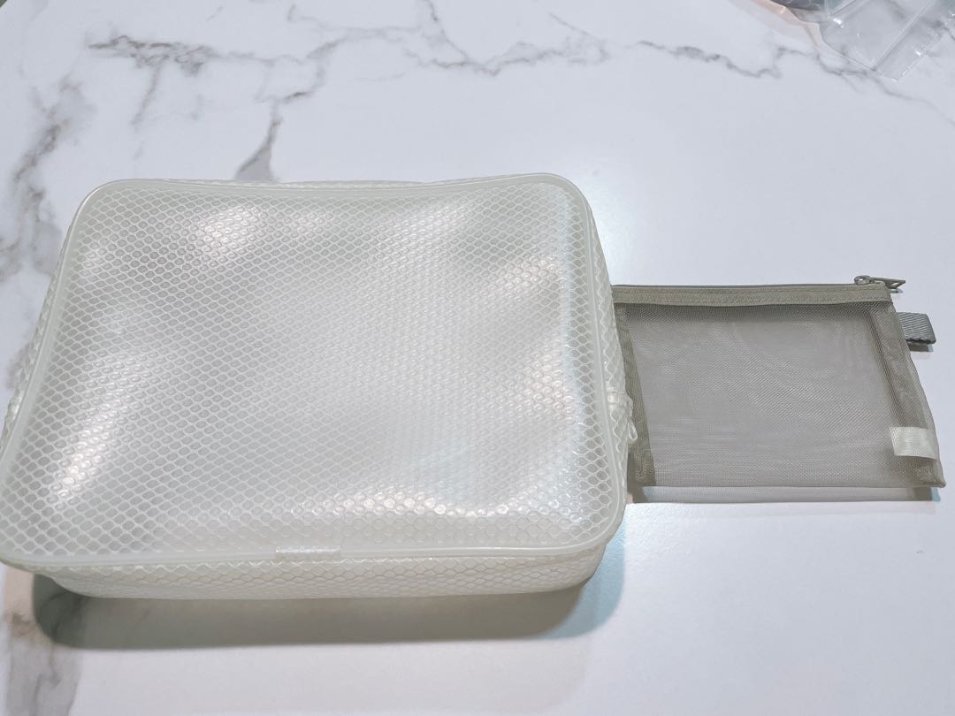 Muji Plastic Zipper Pouch, Women's Fashion, Bags & Wallets, Purses ...