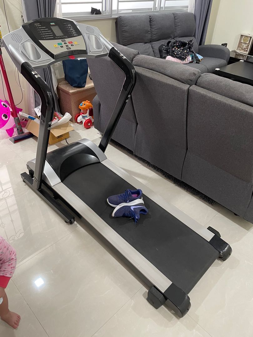 OTO thread mill, Sports Equipment, Exercise & Fitness, Cardio & Fitness ...