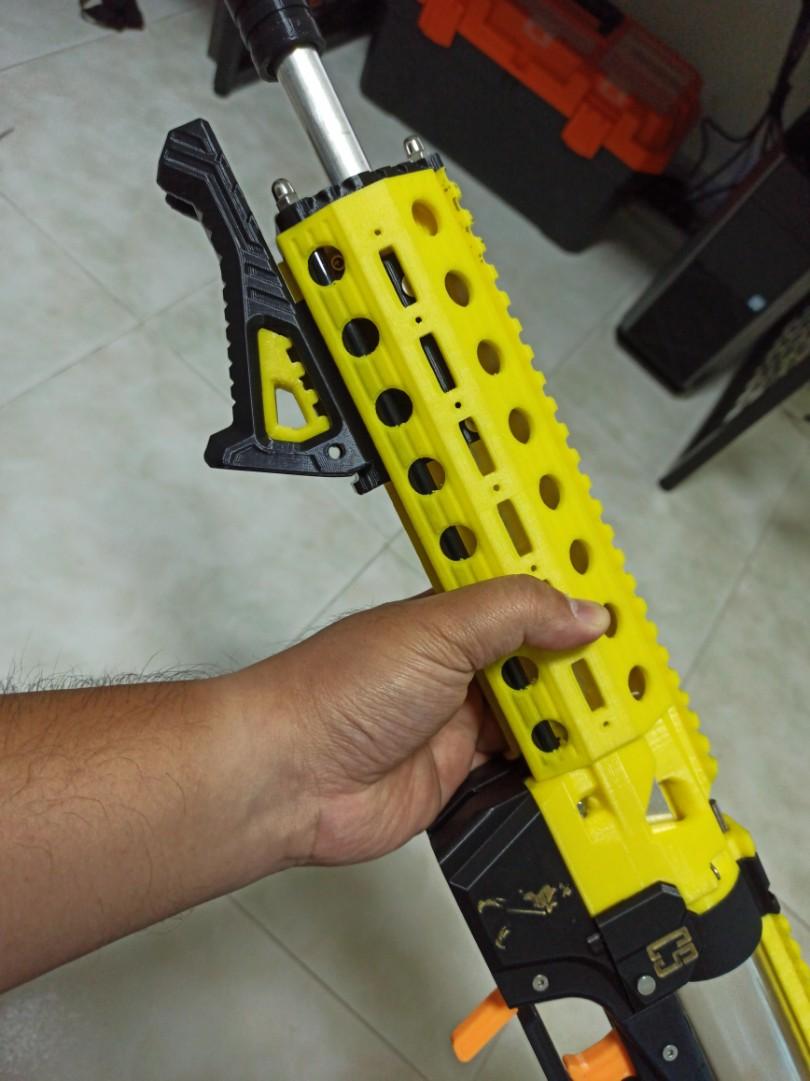Talon Claw v4, Hobbies & Toys, Toys & Games on Carousell