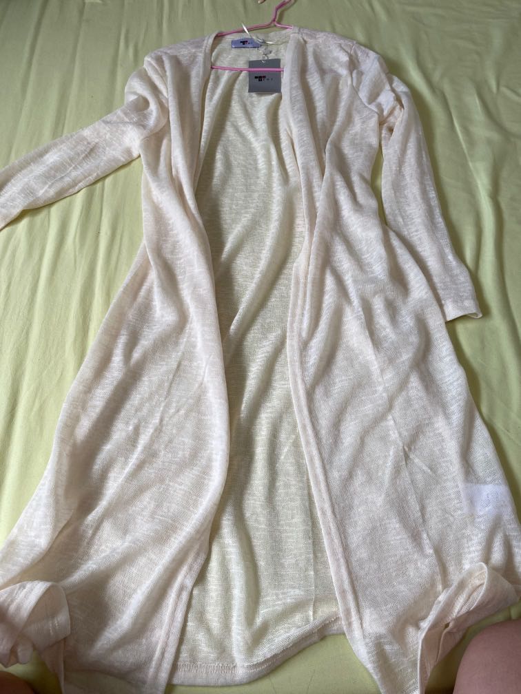 Temt brand, Women's Fashion, Tops, Other Tops on Carousell