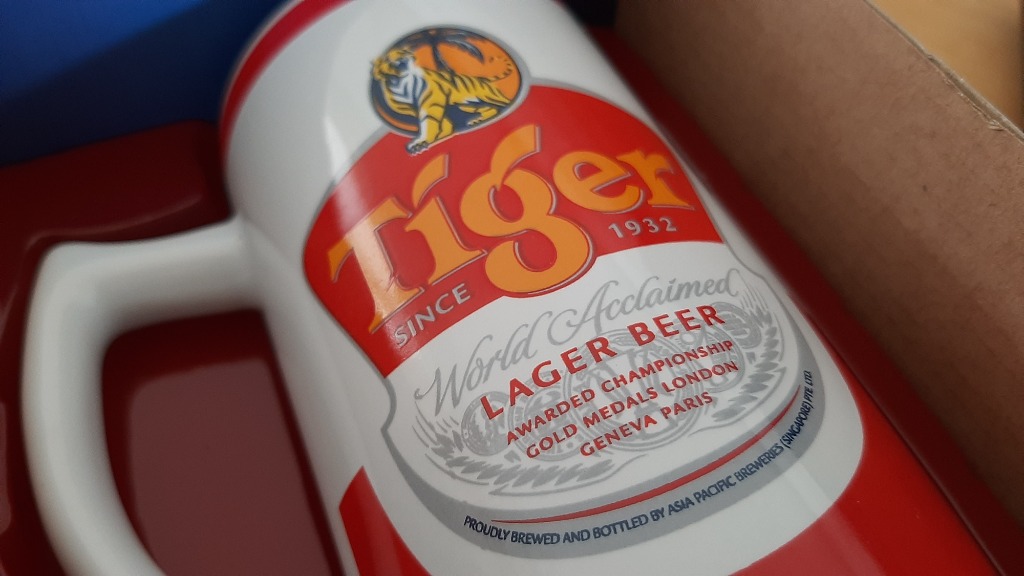 Tiger Beer Limited Edition SG50 Mug, Food & Drinks, Alcoholic Beverages ...