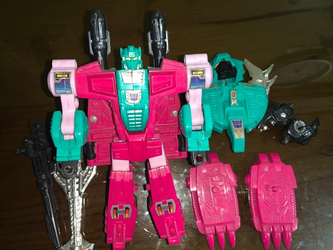 Transformers G1 Reissue Piranacon, Hobbies & Toys, Toys & Games on ...