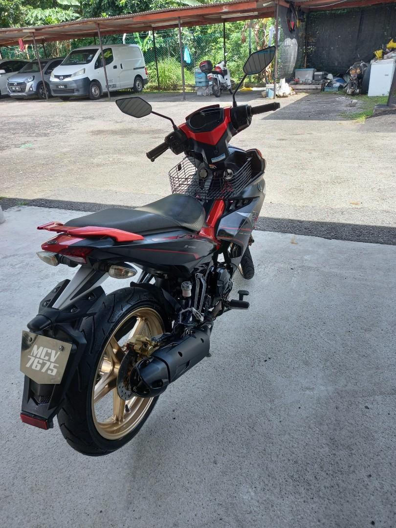 Yamaha Y15zr/ysuku/v1/2017, Motorbikes on Carousell