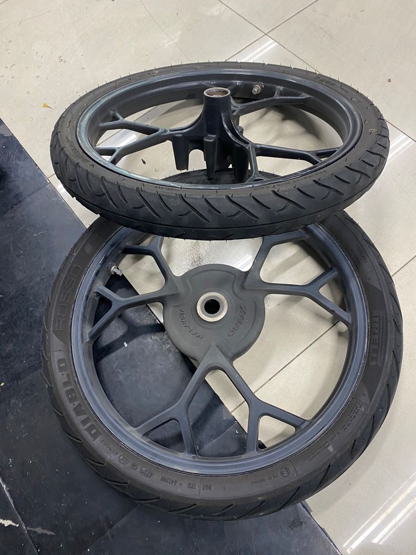 Aerox Xtero rim 17, Motorcycles, Motorcycle Accessories on Carousell