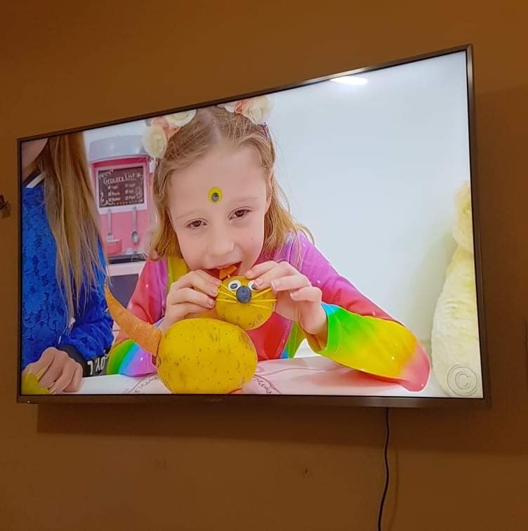 Devant Smart 4K UHV Tv 55 inches, TV & Home Appliances, TV ...