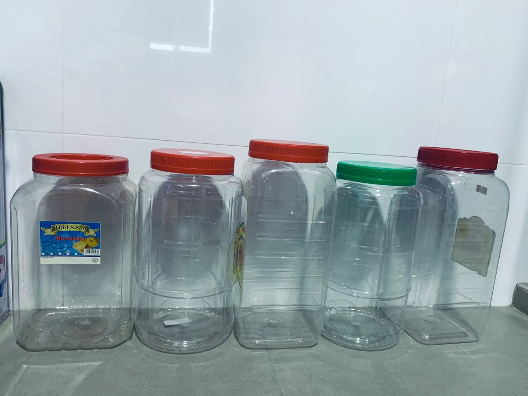 Free Balang kueh/kueh containers, Furniture & Home Living, Kitchenware ...