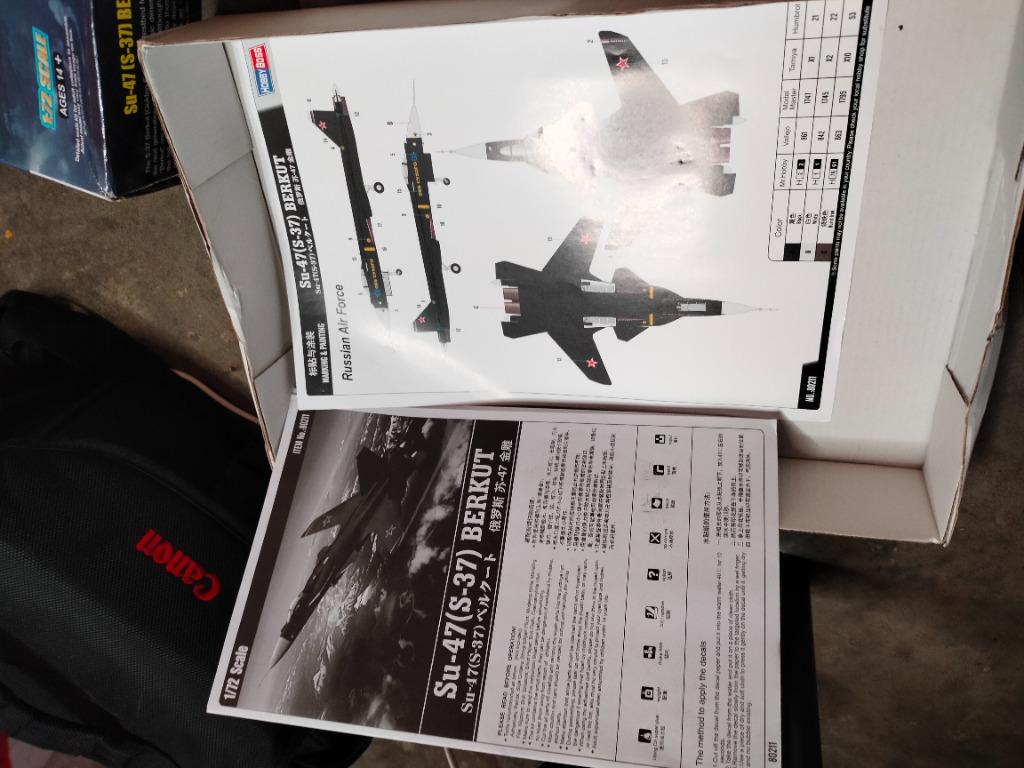 Hobby Boss Su-47 (S-37) Berkut Airplane Model Building Kit 1/72 Scale ...