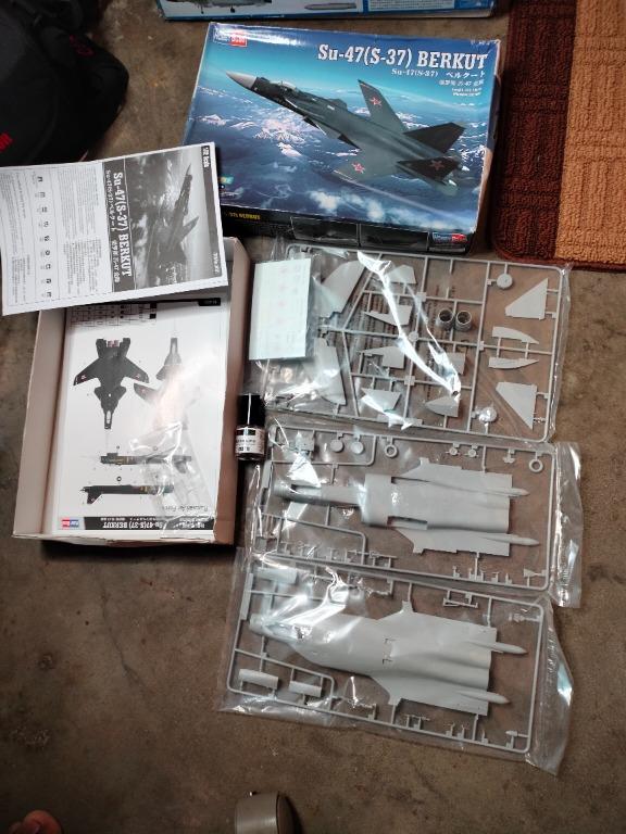 Hobby Boss Su-47 (S-37) Berkut Airplane Model Building Kit 1/72 Scale ...