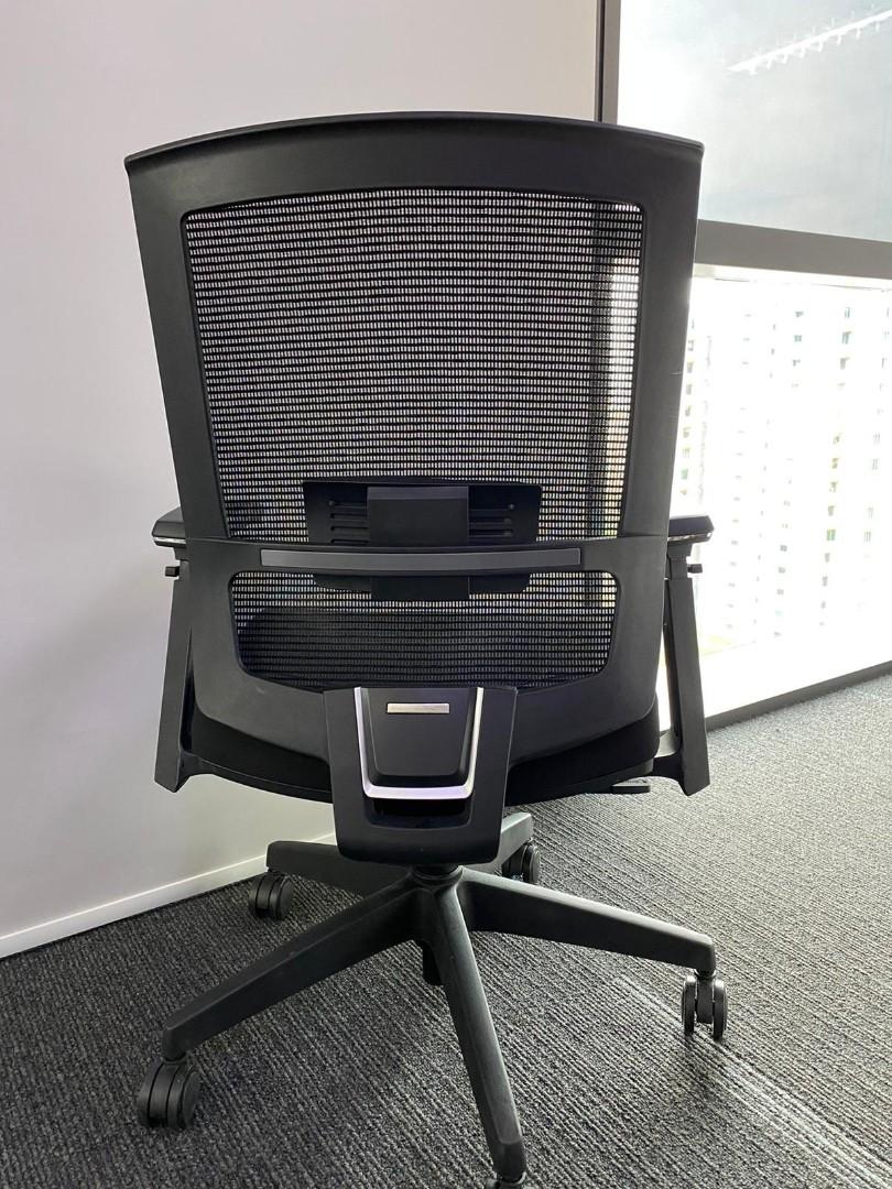 MAXIM Ergonomic High Back Mesh Office Chair, Furniture & Home Living ...