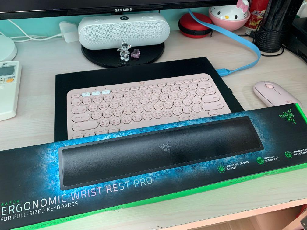Razor Ergonomic Wrist Rest Pro, 兒童＆孕婦用品, 兒童傢具, 兒童傢具 - 安全圍欄及安全鎖 - Carousell
