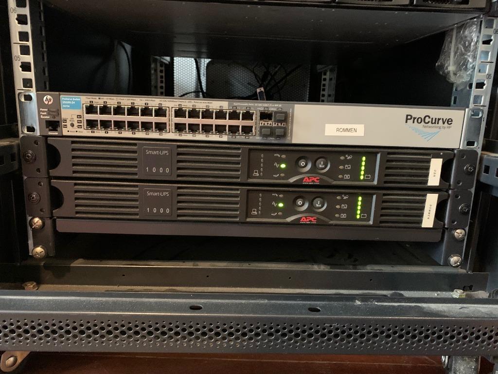 Toten 42U Server Rack, KVM, HP Procurve Switch and APC Smart-UPS, Computers & Tech, Parts ...