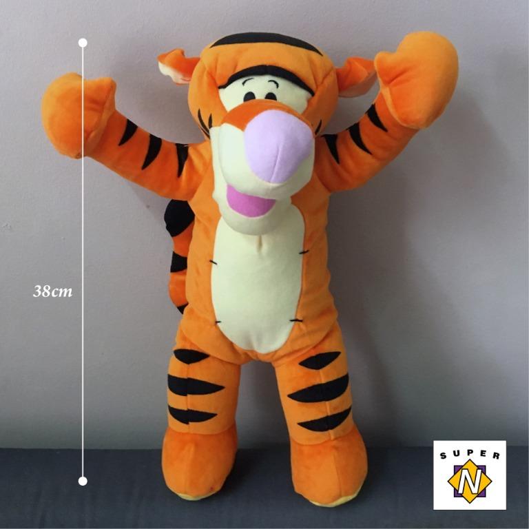 Winnie the Pooh Classic Tigger Big Plushy / 38cm, Hobbies & Toys, Toys ...