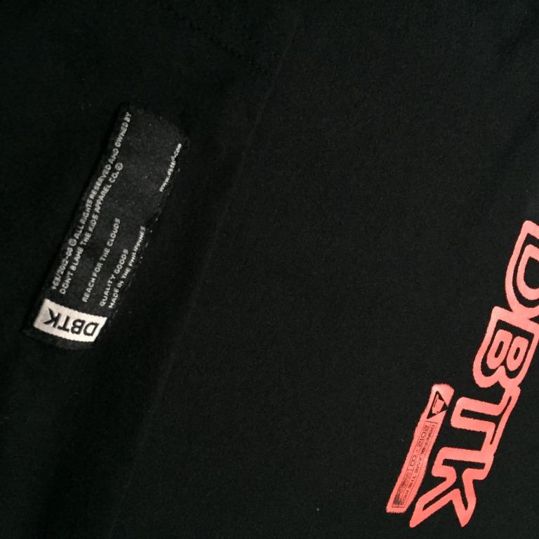 DBTK Air brush script black - XS, Men's Fashion, Tops & Sets, Tshirts ...