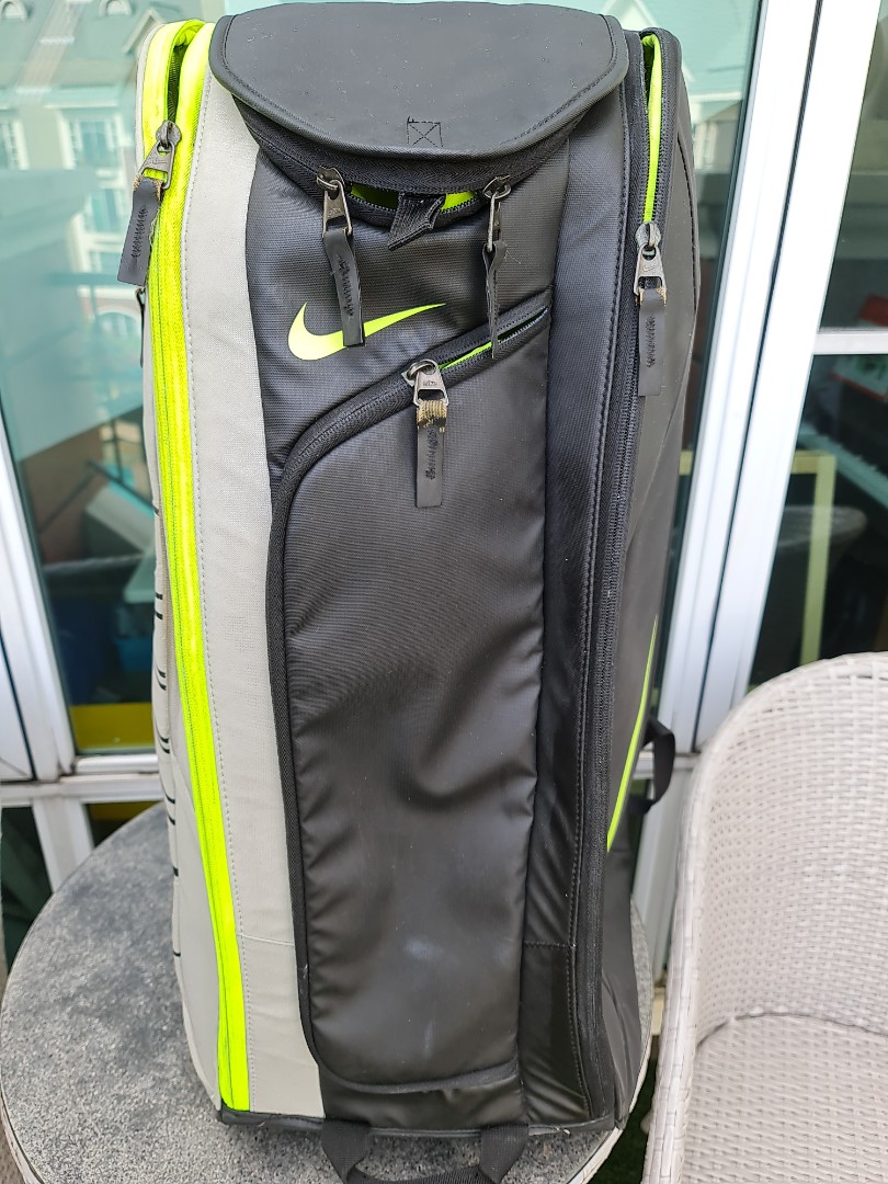 Nike tennis bag, Sports Equipment, Sports & Games, Racket & Ball Sports ...
