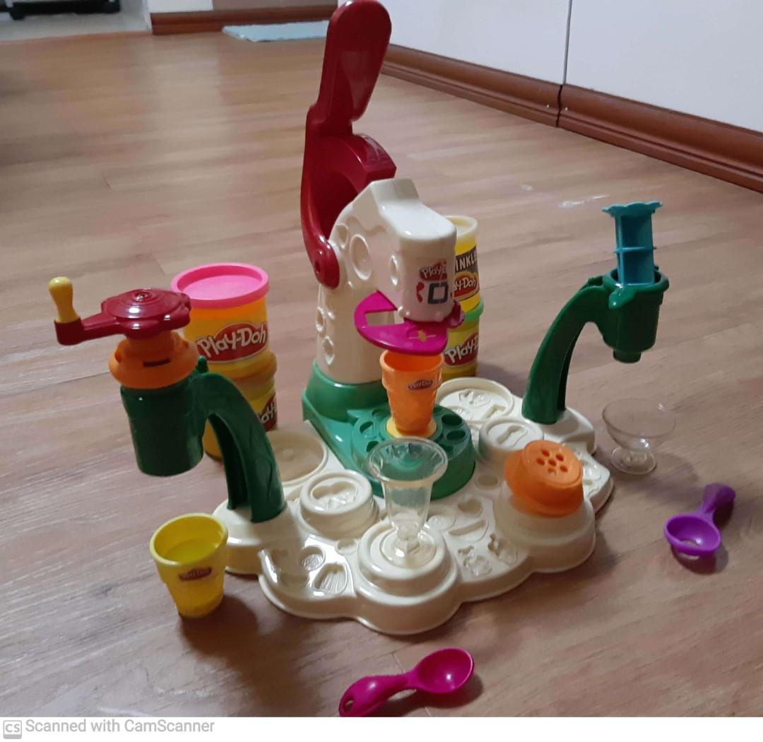 ORIGINAL Play Doh Magic Swirl Ice Cream Shoppe, Hobbies & Toys, Toys ...