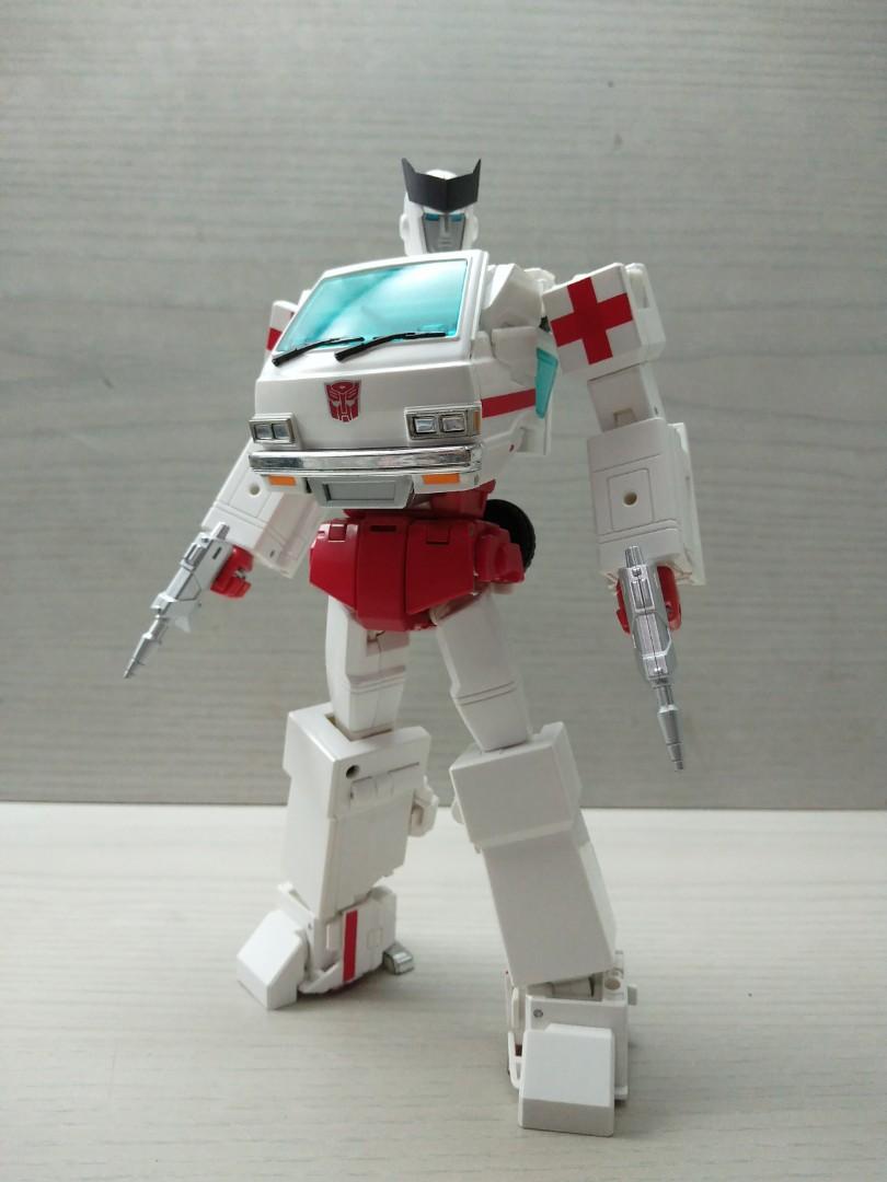 Original Transformers Masterpiece MP-30 Cybertron Medic Ratchet Nissan ...