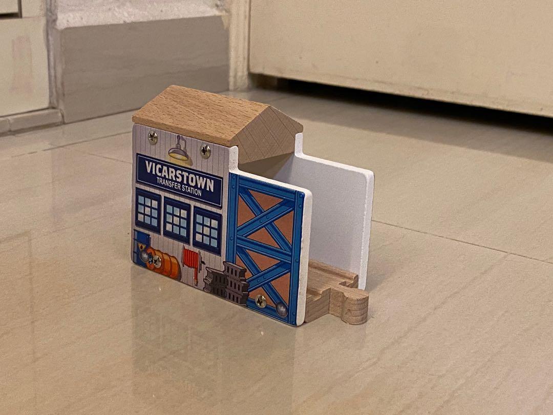 PL Wooden Train Tunnel Transfer Station, Hobbies & Toys, Toys & Games ...