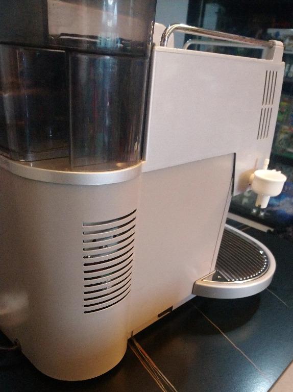Saeco Royal Professional Fully Automatic Coffee Machine, TV & Home ...