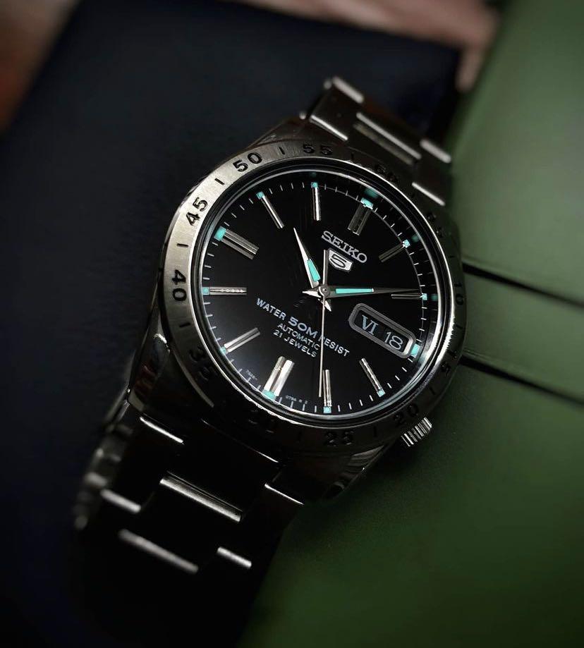 Seiko 5 SNKE01 Automatic Steel Watch Black Explorer SNKE01K1 Brand New ...