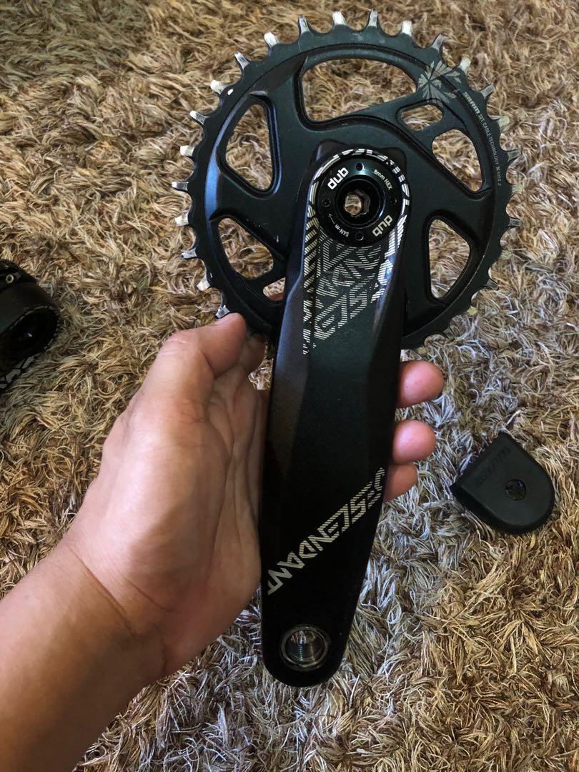 SRAM DESCENDANT DUB CRANKSET, Sports Equipment, Bicycles & Parts ...