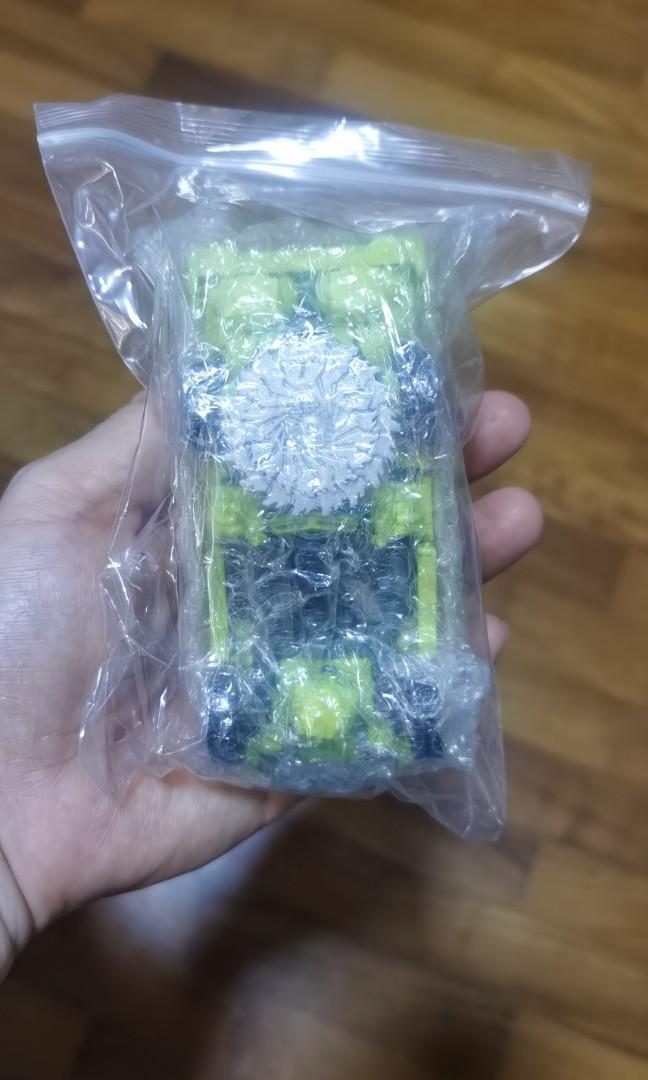 Transformers Studio Series 04 Ratchet, Hobbies & Toys, Toys & Games on ...