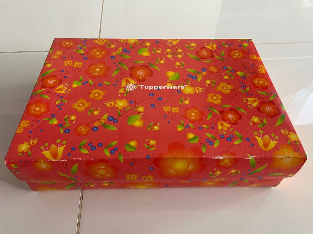 Tupperware Gift Box, Everything Else on Carousell