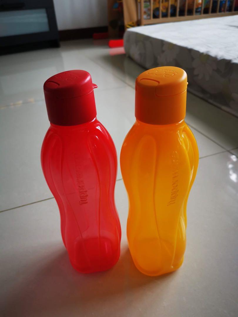 2 Tupperware Bottles 750ml, Furniture & Home Living, Kitchenware ...