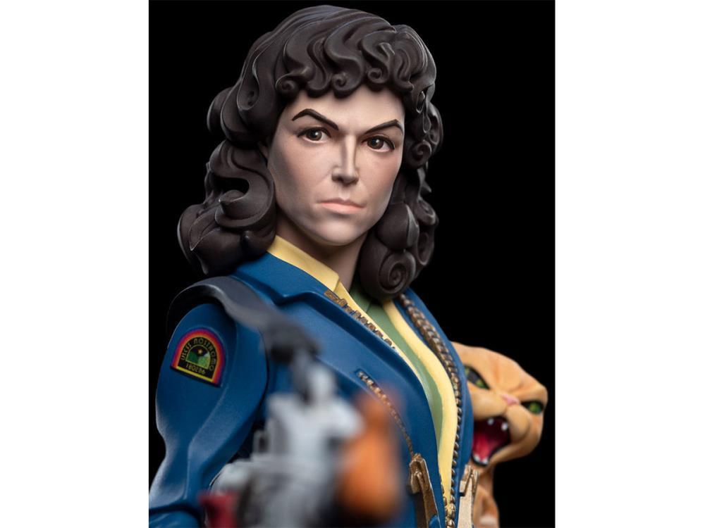 Alien Mini Epics - Ellen Ripley / Facehugger (READYSTOCK), Hobbies ...