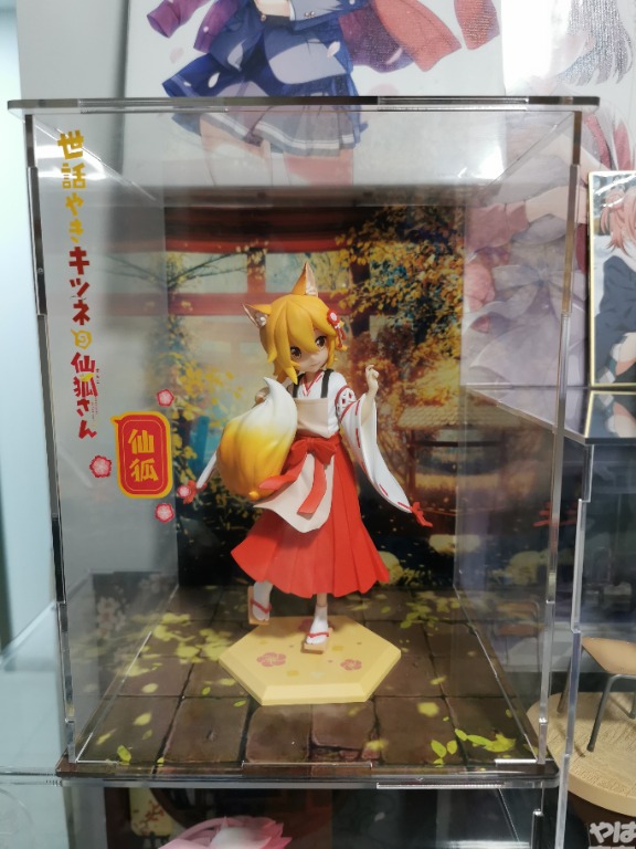 [BUNDLE] The Helpful Fox Senko-san scaled figure and case, Hobbies ...