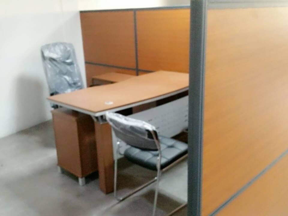 LAMINATED TABLE OFFICE PARTITION, Furniture & Home Living, Office ...
