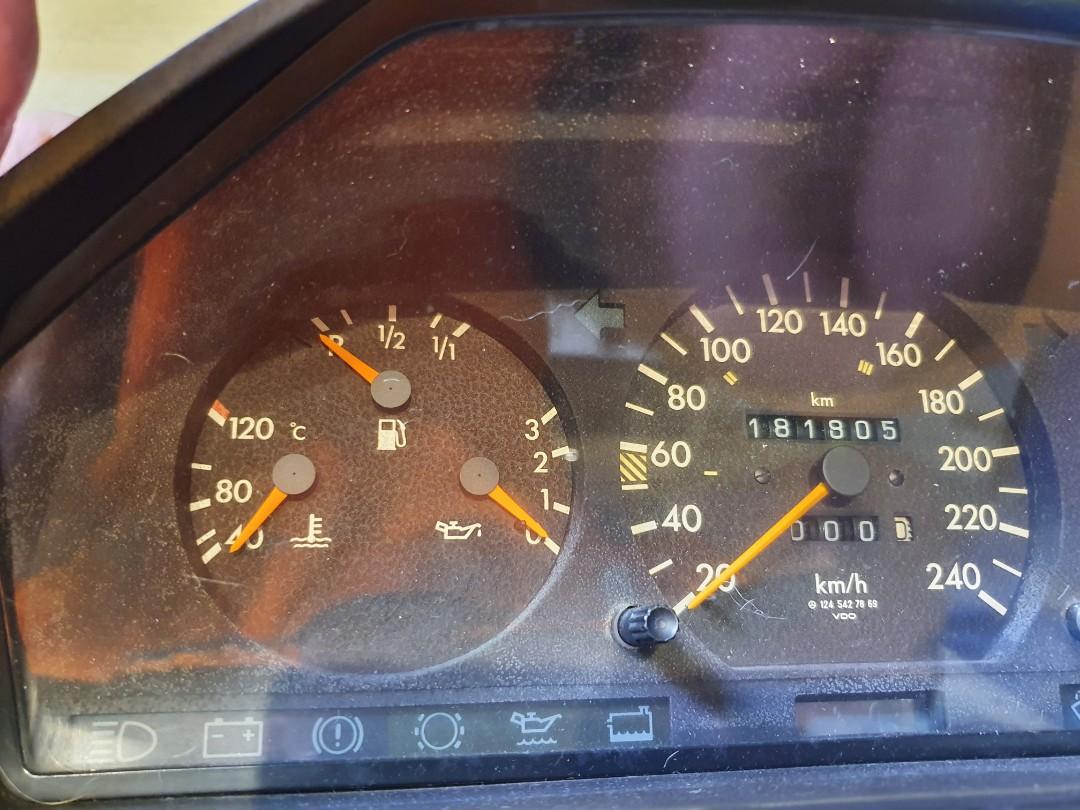 Mercedes W124 instrument cluster, Car Accessories, Accessories on Carousell