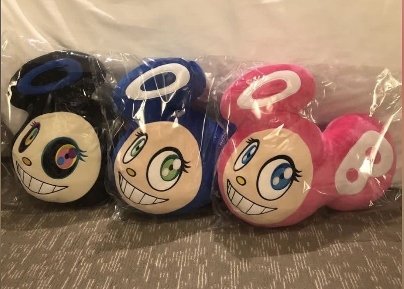 Mr. DOB Cushions Kaikai Kiki Takashi Murakami, Hobbies & Toys, Toys ...
