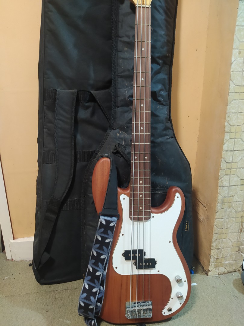 Rj melody maker Bass, Hobbies & Toys, Music & Media, Musical ...