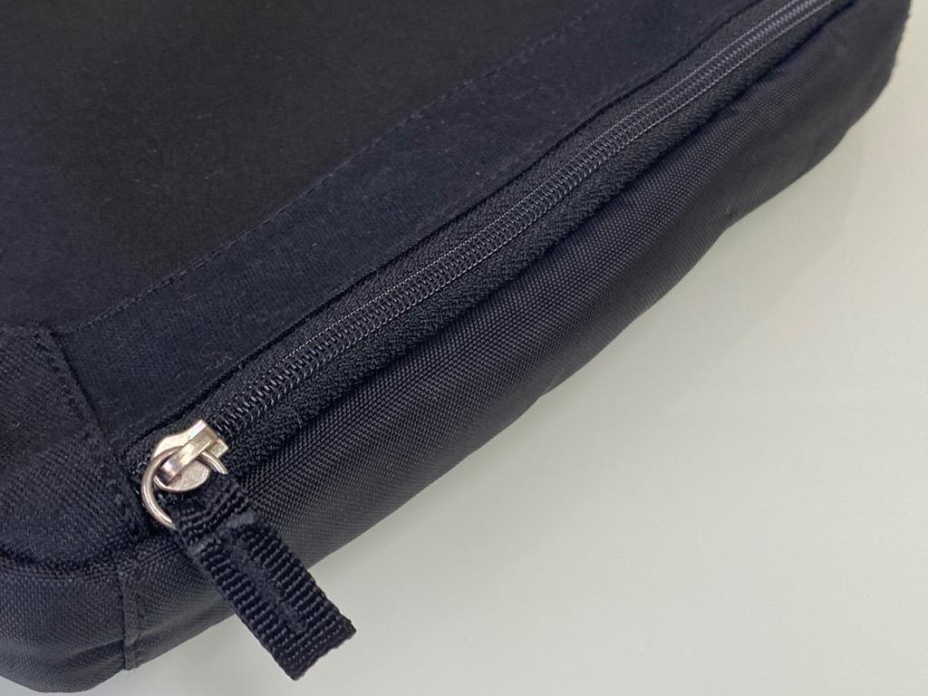 Think Tank App House 10 | Thinktank Cross-body Sling bag for 10 ...