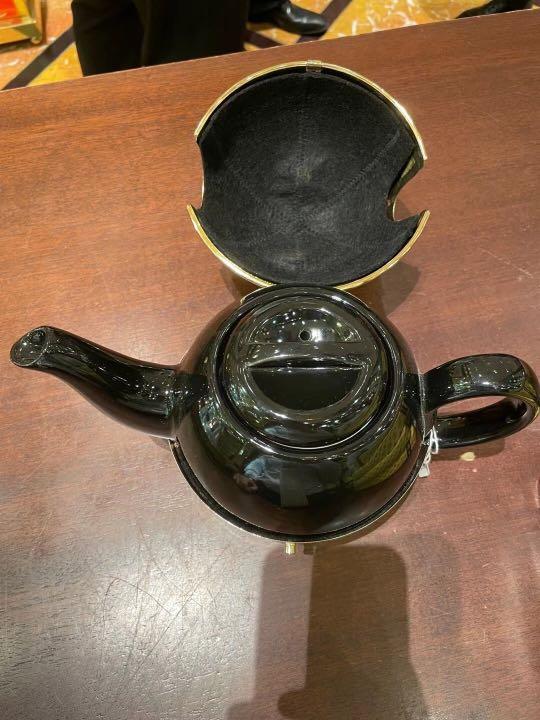 TWG Tea Design Gold Teapot in Black (900ml), Furniture & Home Living ...