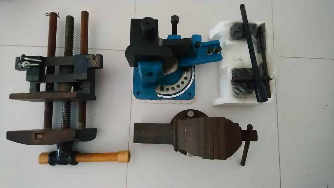Vice and bar bender for sale, Furniture & Home Living, Home Improvement ...