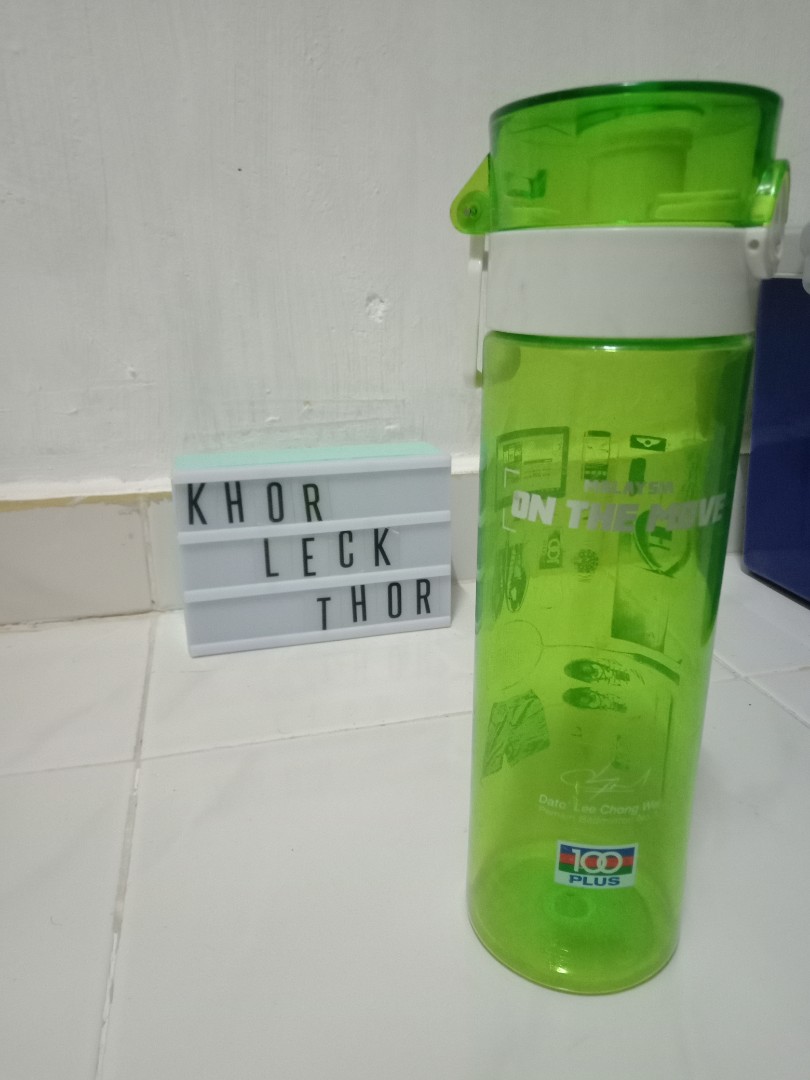 Botol 100plus edisi Lee Chong Wei, Hobbies & Toys, Collectibles ...
