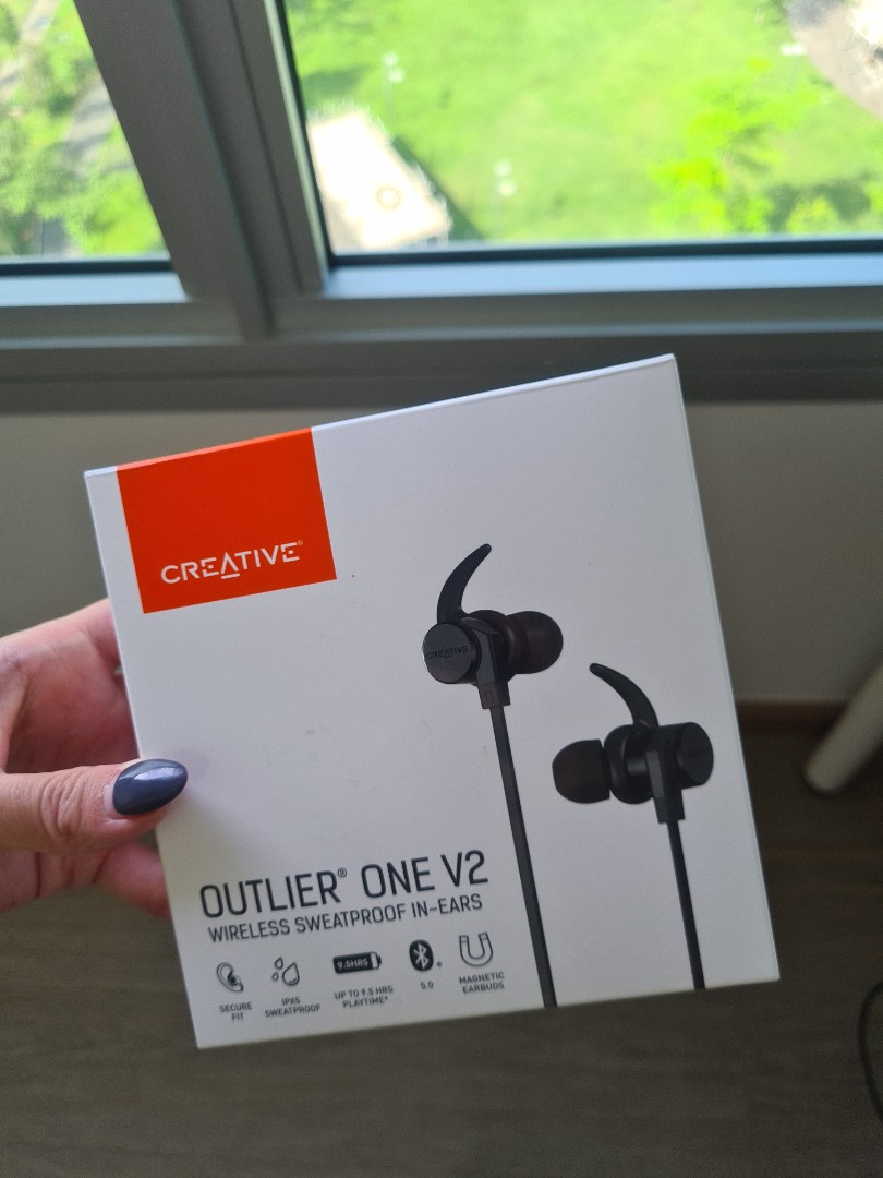 Creative outlier one v2, Audio, Earphones on Carousell