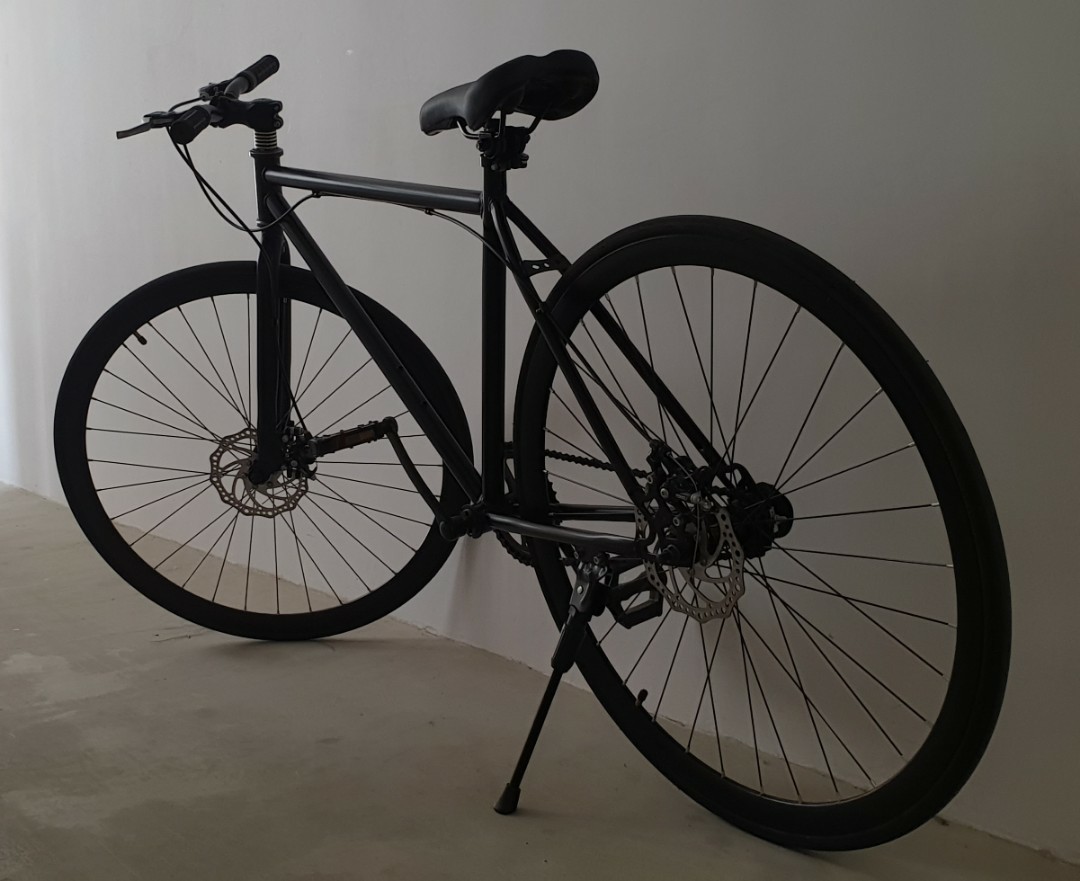 Fixed Gear Fixie Bike with disc brakes, Sports Equipment, Bicycles ...